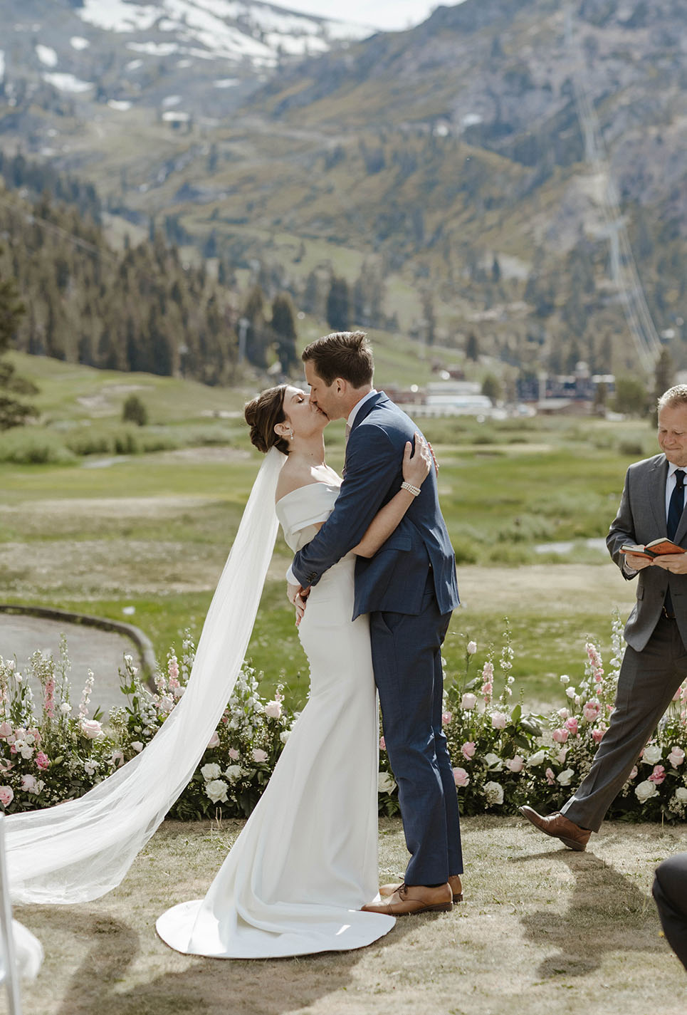 Everline Resort Wedding || Rachel & Jordan - Bridgette Wuest - Lake ...