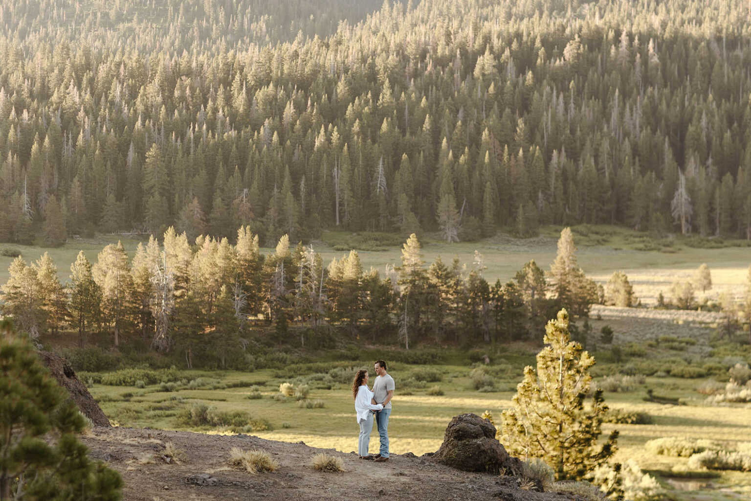 Lake Tahoe Maternity Photos || Takara & Cole