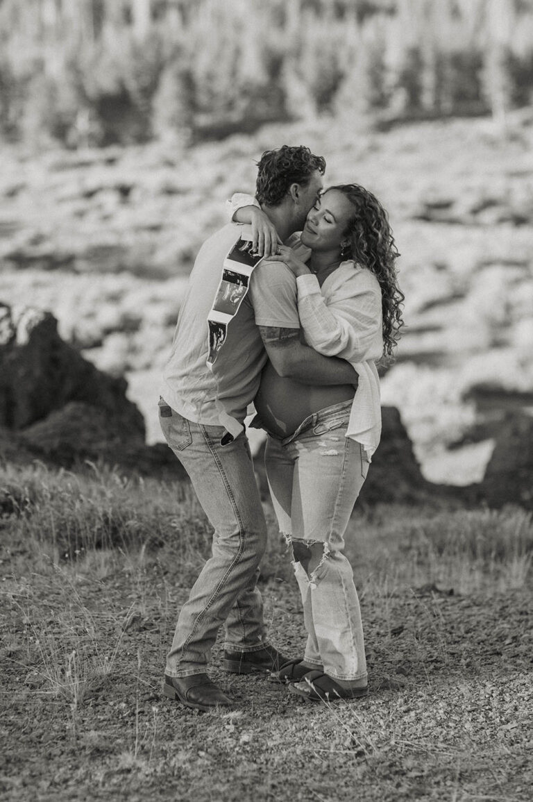 Lake Tahoe Maternity Photos || Takara & Cole
